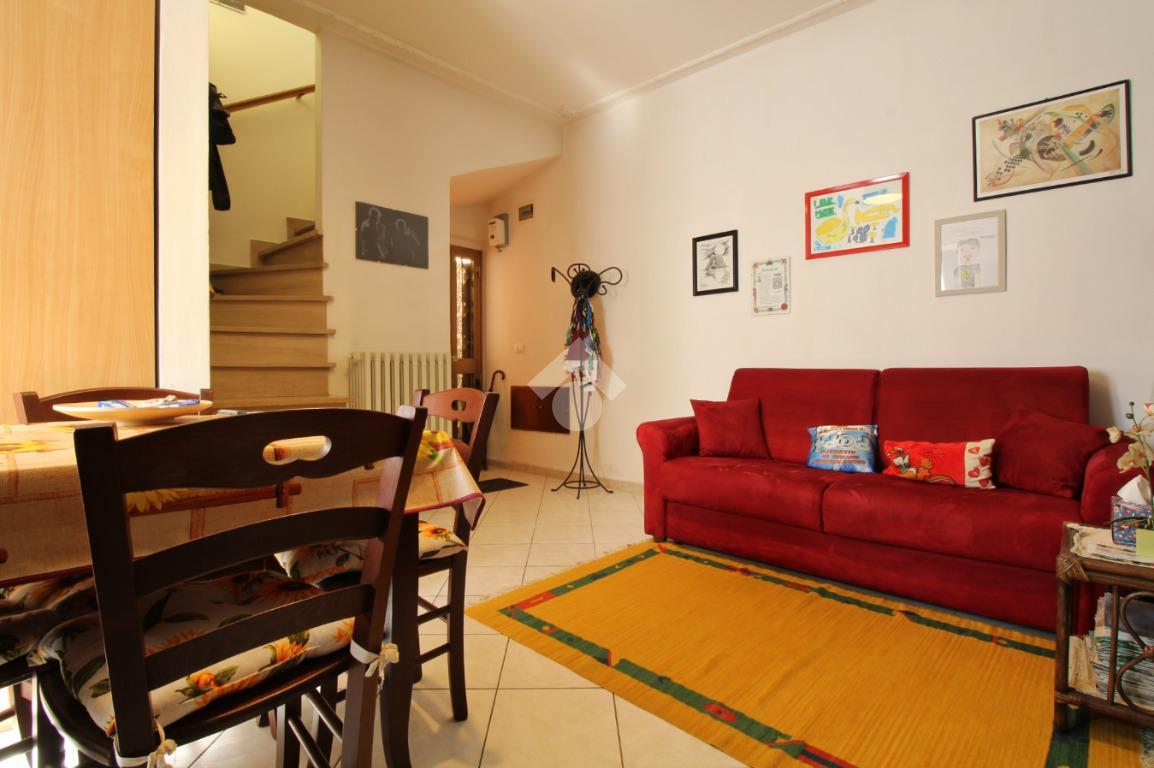 Casa indipendente in vendita a Prato