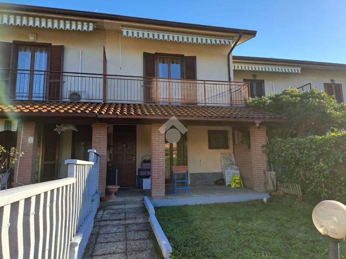 Villa a schiera in vendita a Bornasco