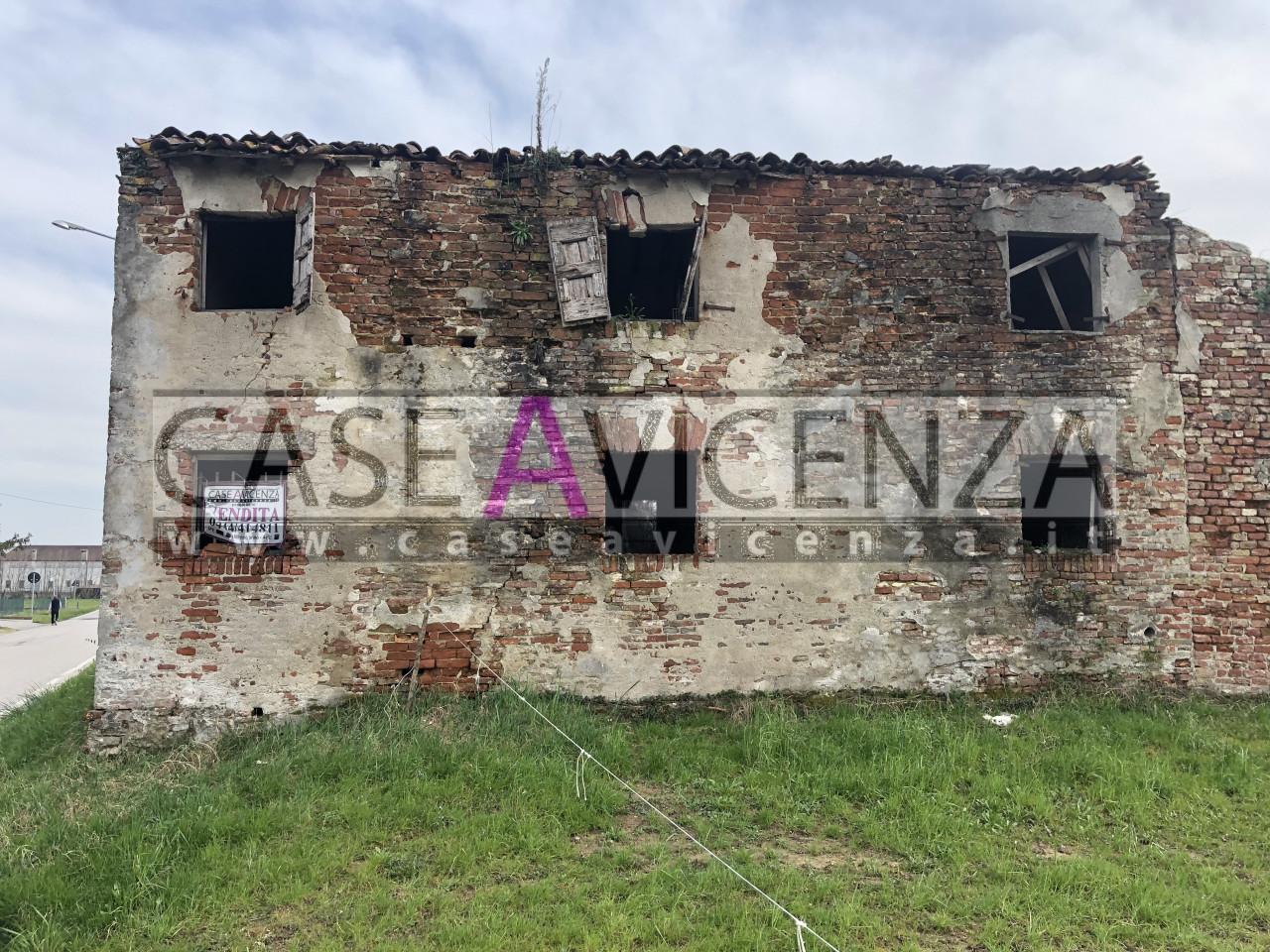 Casale in vendita a Grumolo Delle Abbadesse