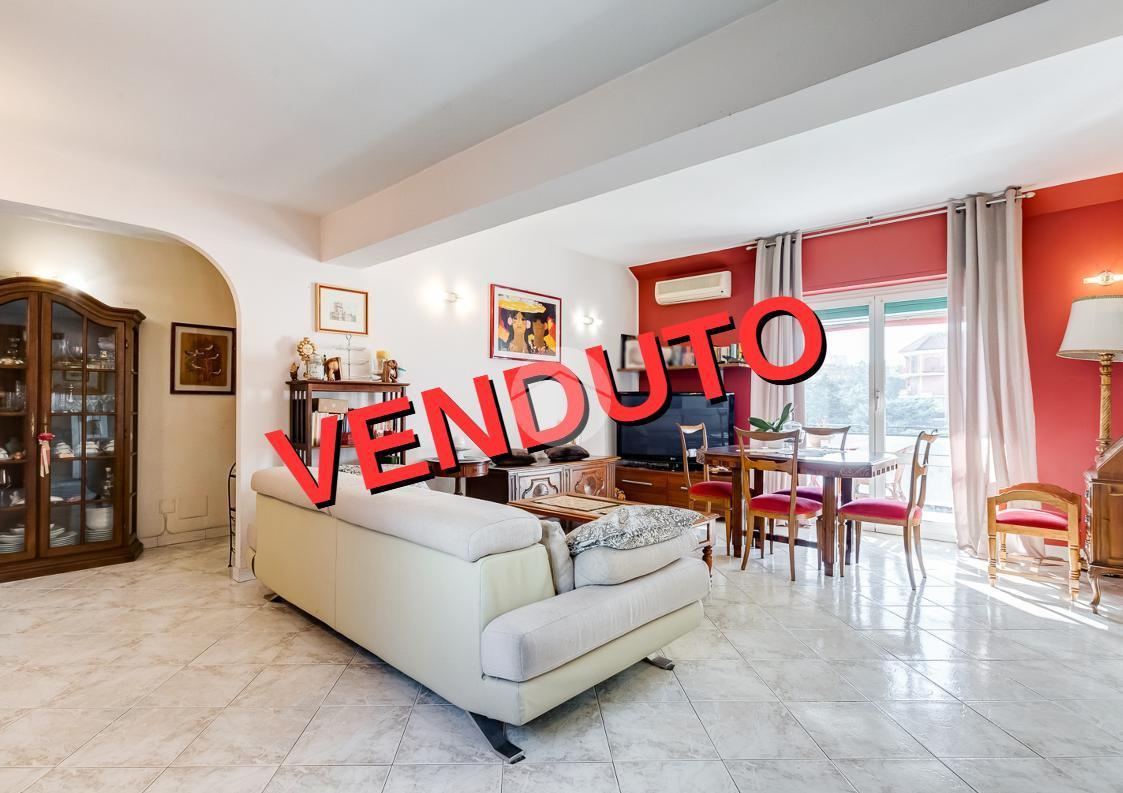 Quadrilocale in Via Monte Cervialto 130, Roma