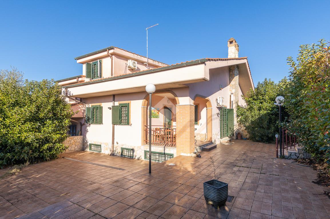 Villa in vendita a Guidonia Montecelio