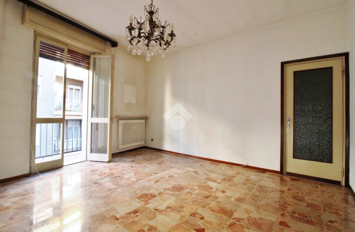 Appartamento in vendita a Voghera