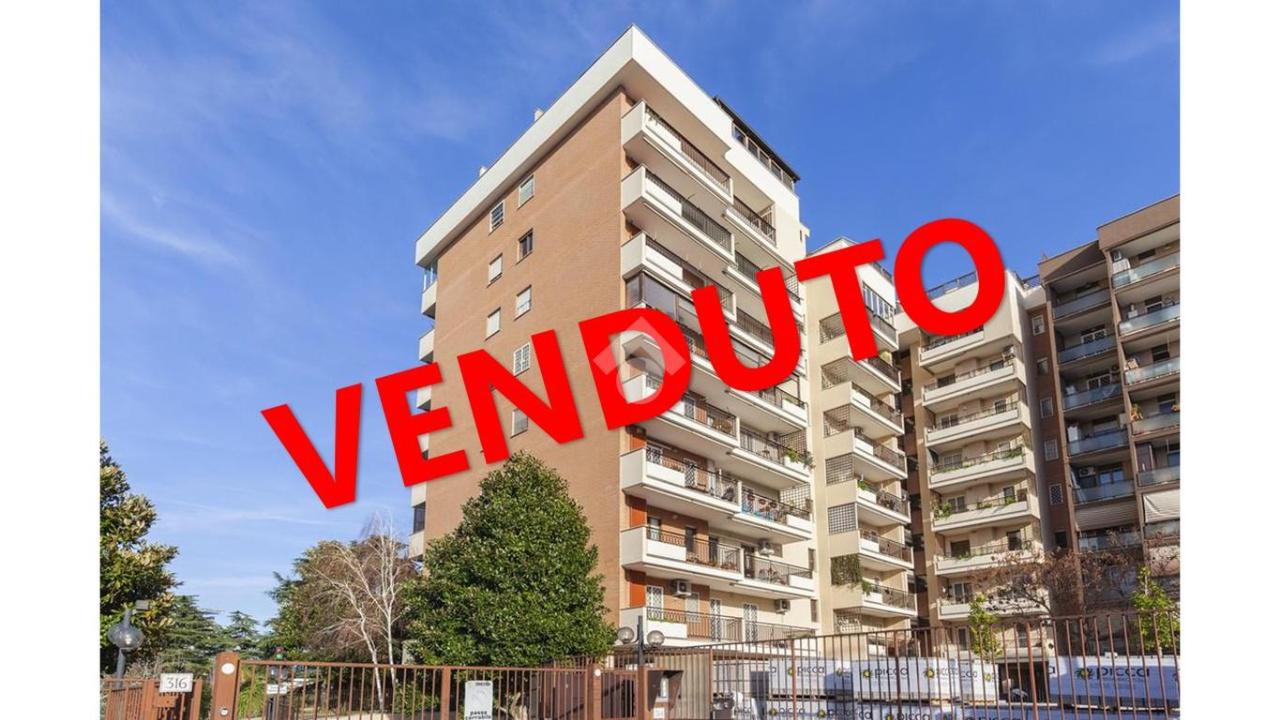Appartamento in vendita a Roma