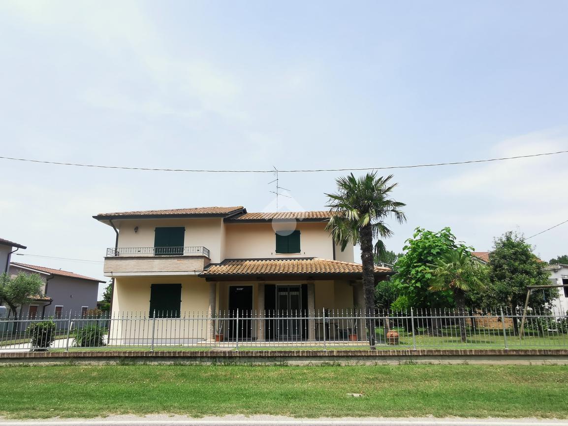 Villa in vendita a Lugo