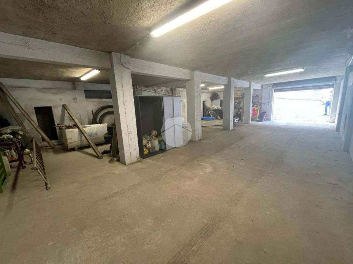 Box in vendita a Roma