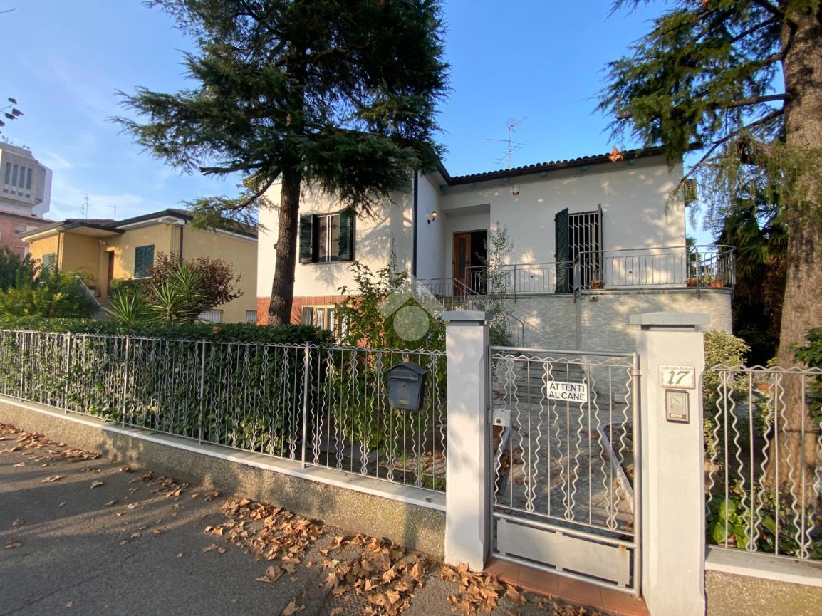 Villa in vendita a Lugo