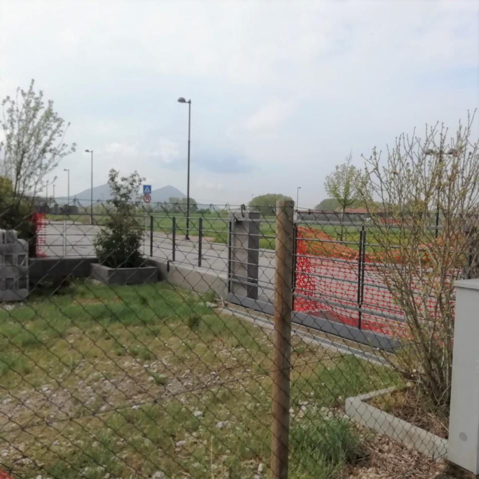 Terreno edificabile commerciale in vendita a Veggiano