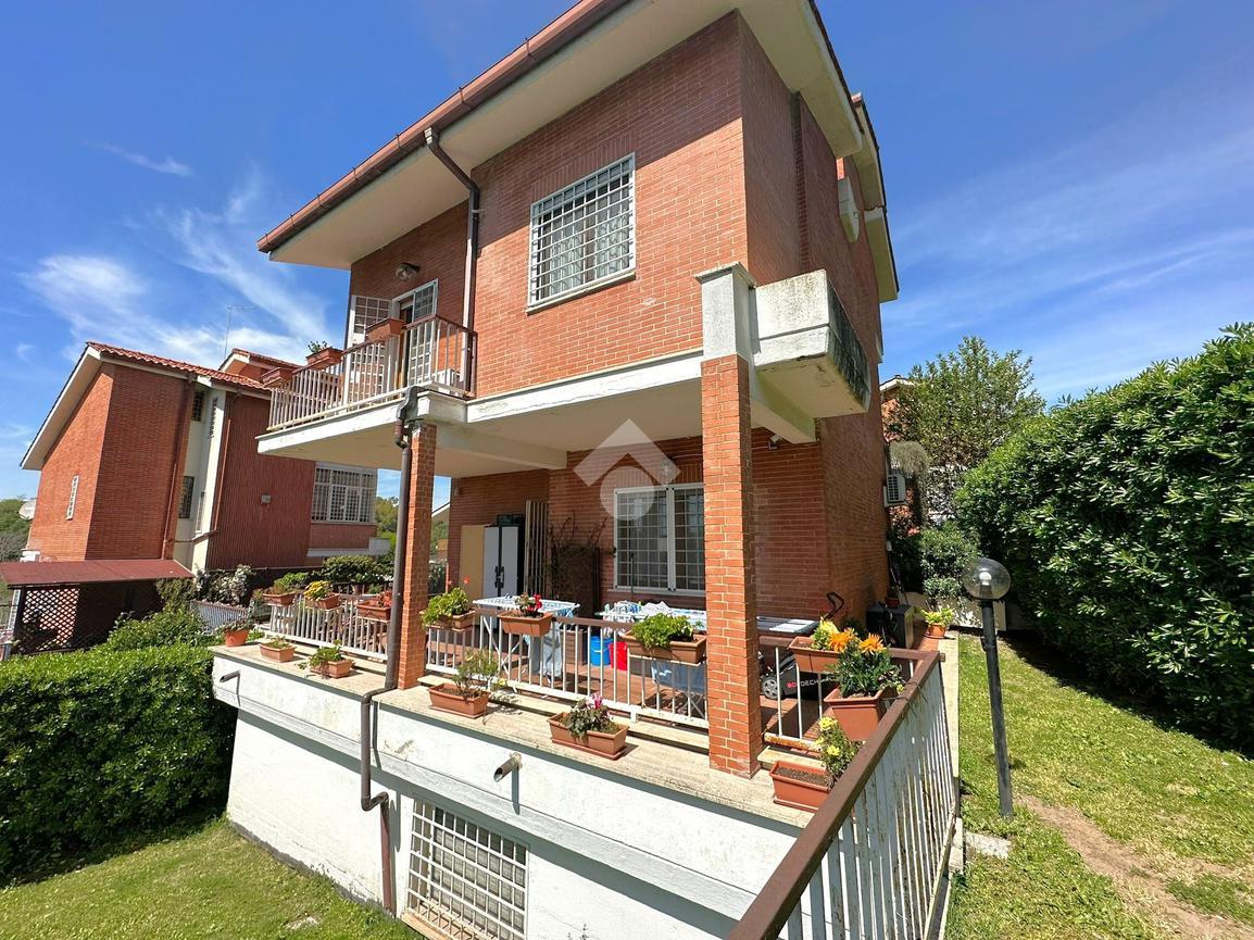 Villa in vendita a Roma