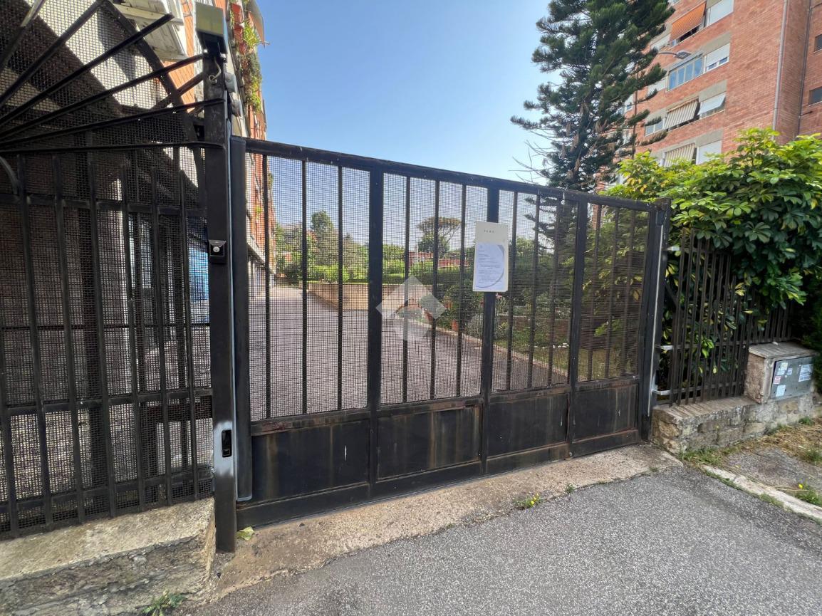 Box in vendita a Roma