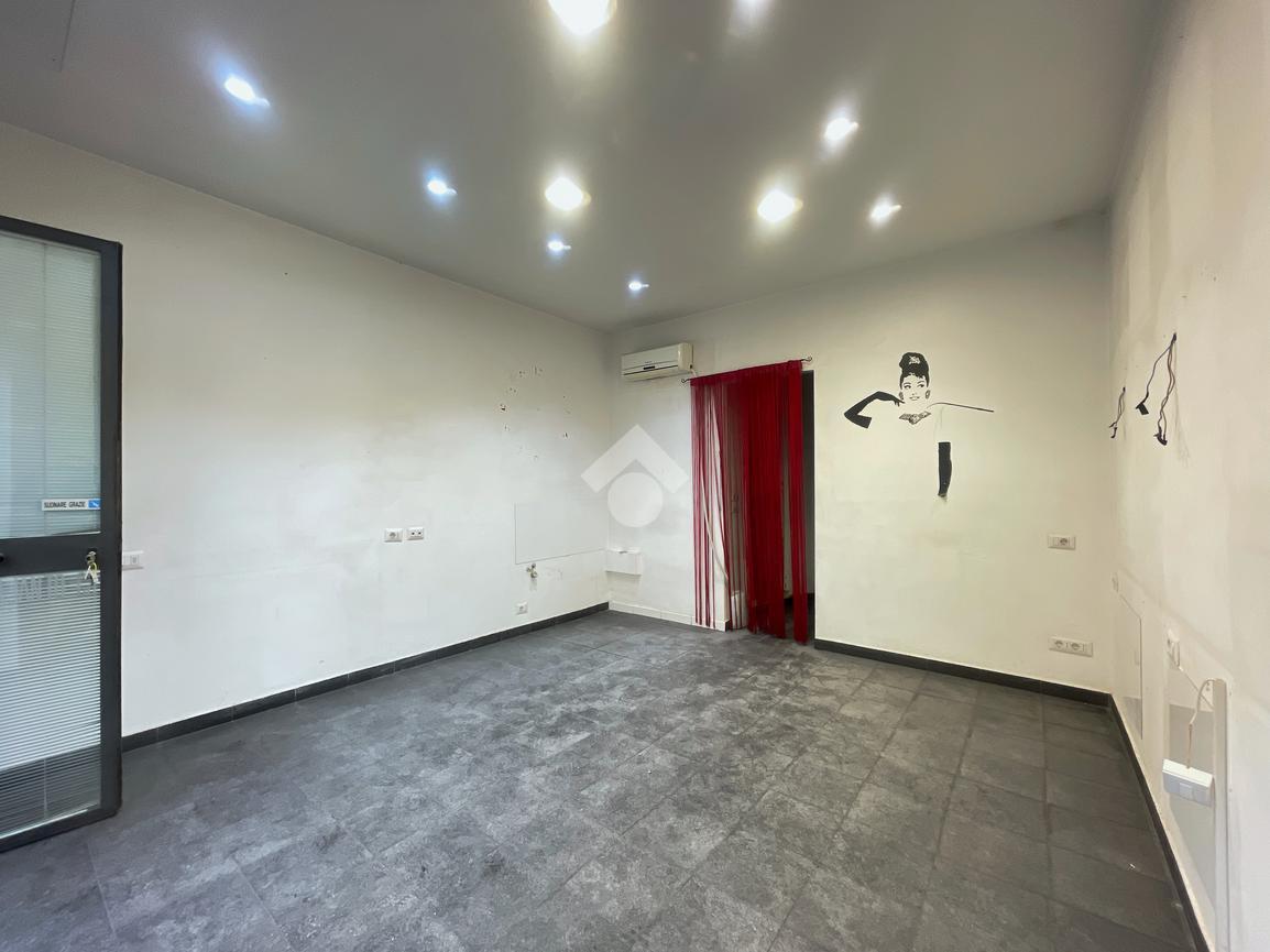 Negozio in affitto a Roma