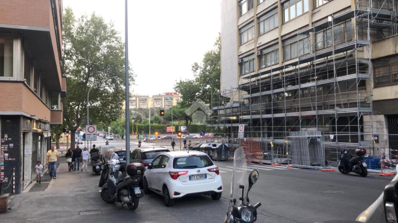 Negozio in vendita a Roma