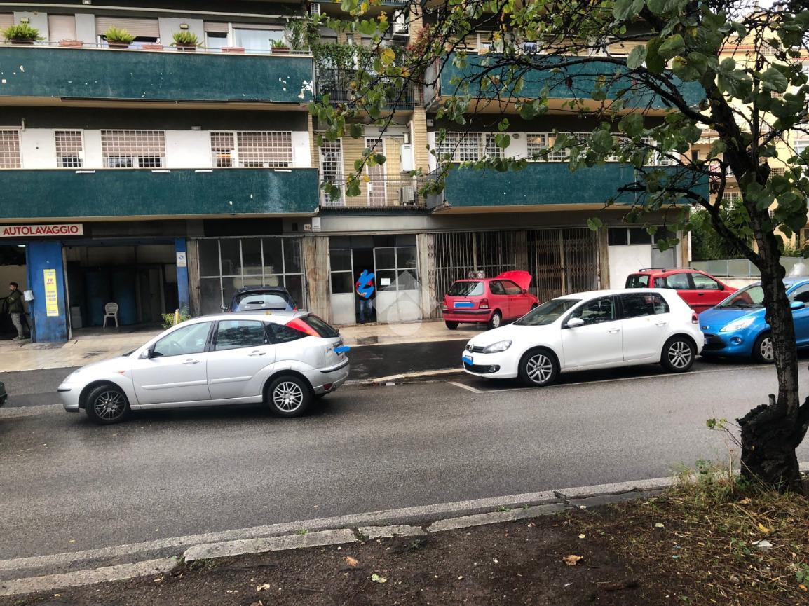 Negozio in vendita a Roma
