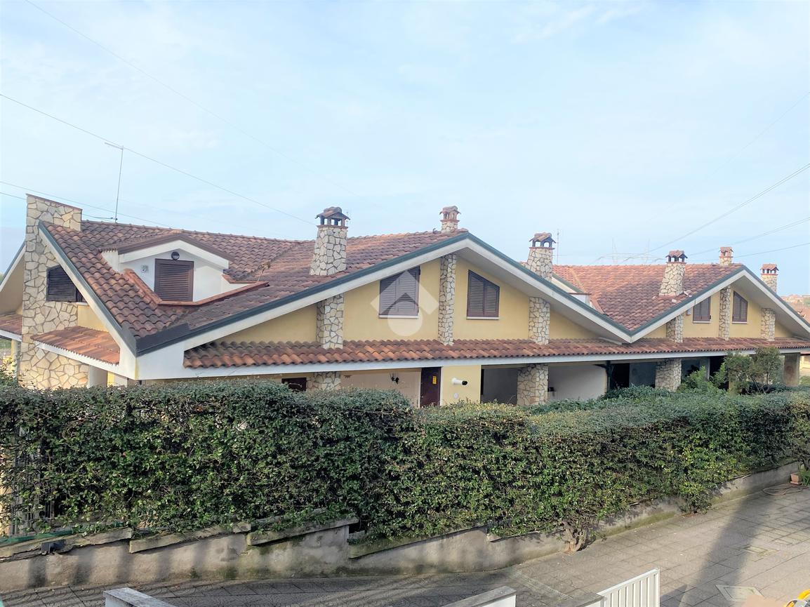 Villa in vendita a Guidonia Montecelio