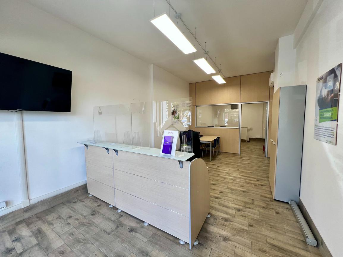 Negozio in affitto a Roma