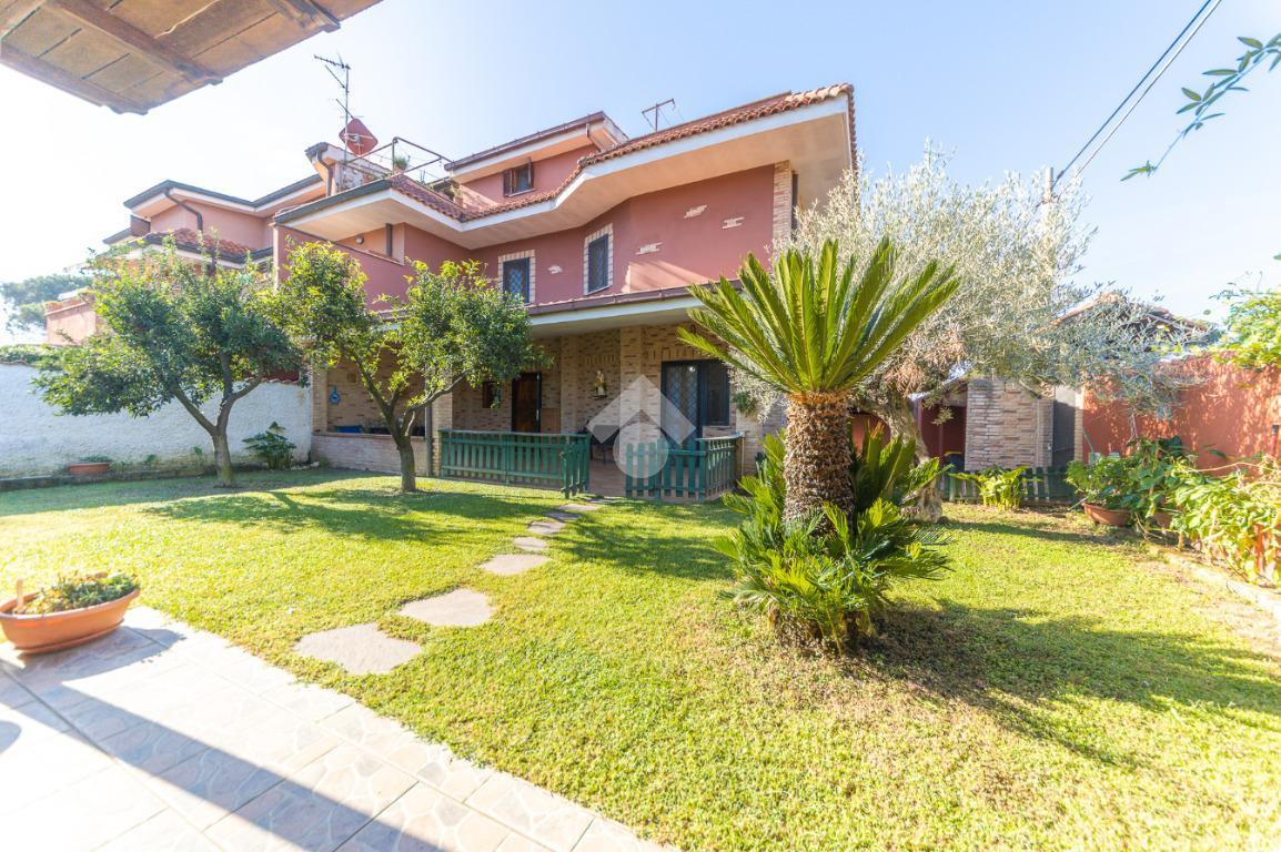 Villa in vendita a Roma