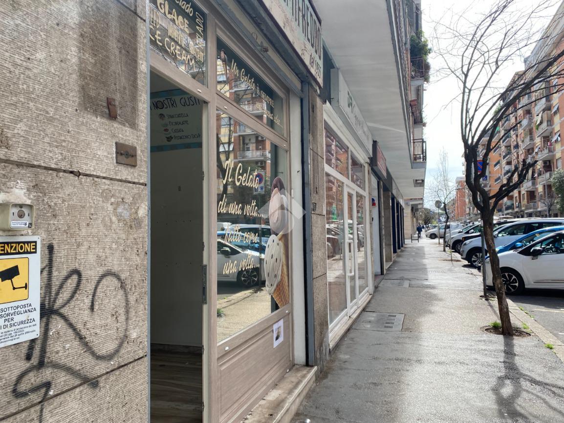 Negozio in affitto a Roma
