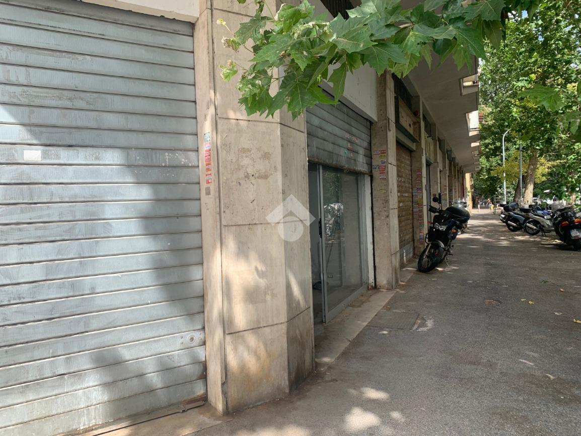 Negozio in vendita a Roma
