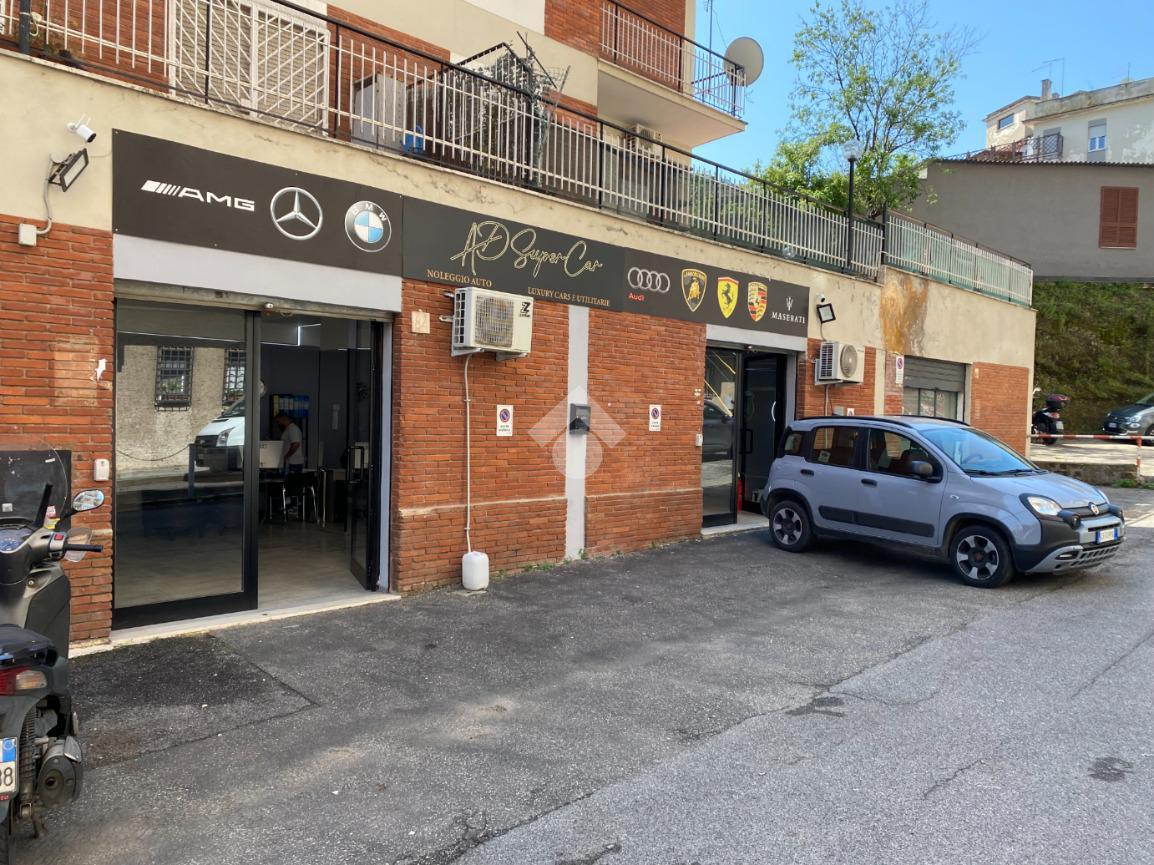 Negozio in vendita a Roma