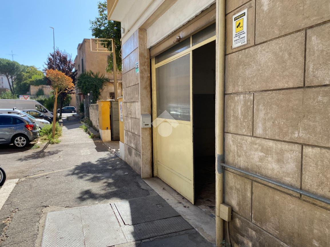 Negozio in affitto a Roma