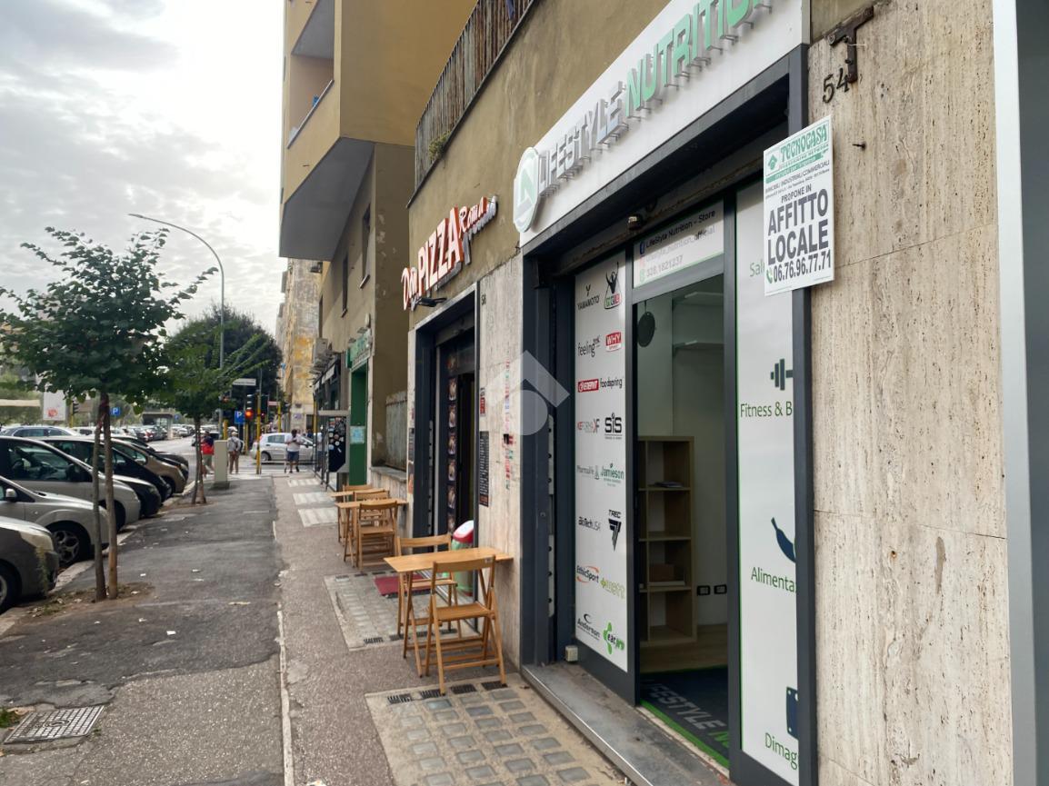 Negozio in affitto a Roma