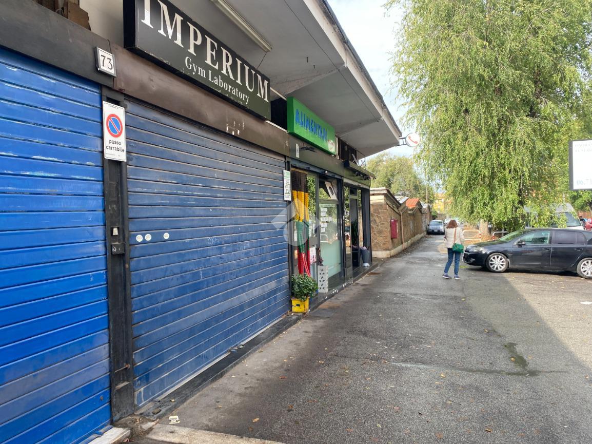 Negozio in affitto a Roma