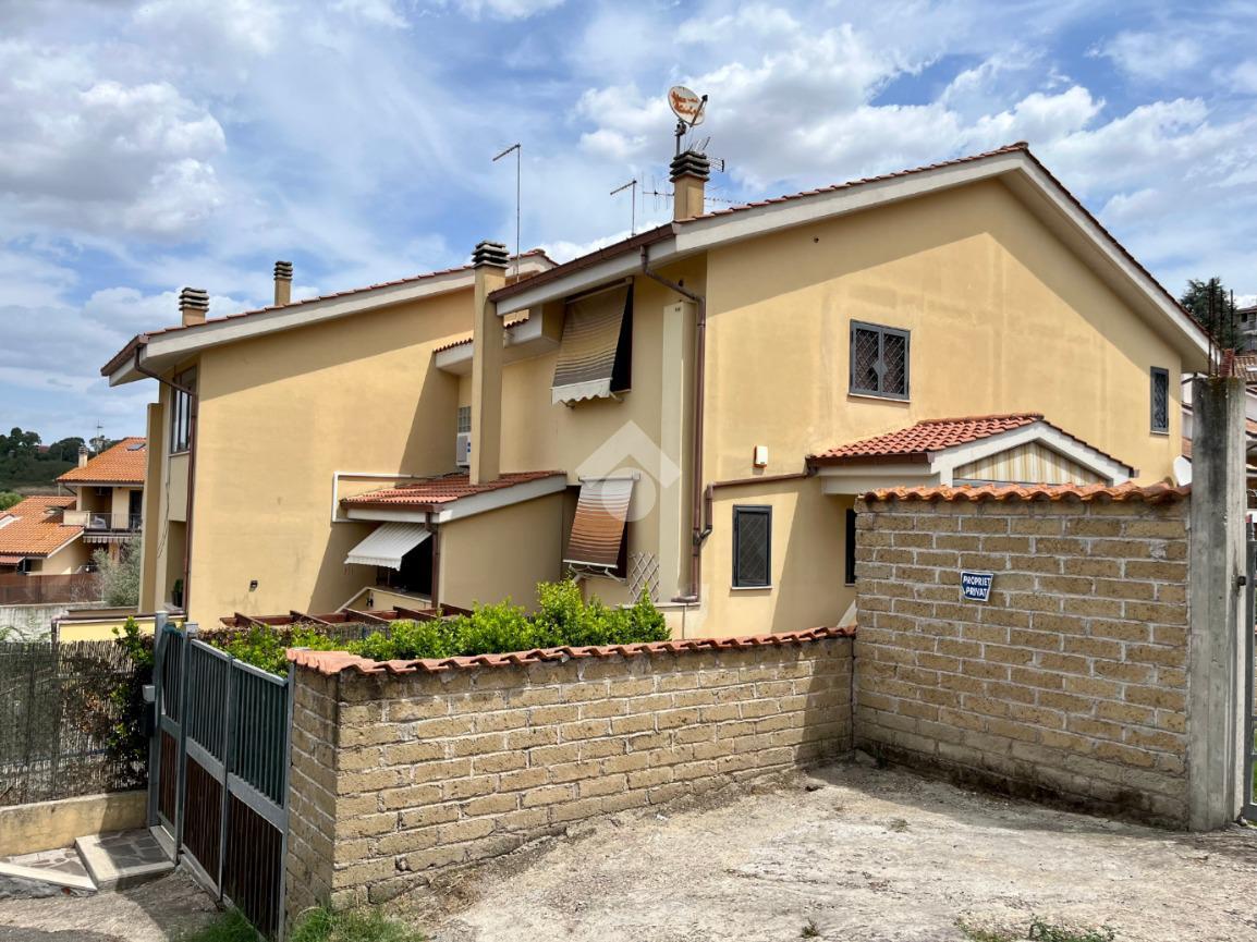 Villa a schiera in vendita a Roma
