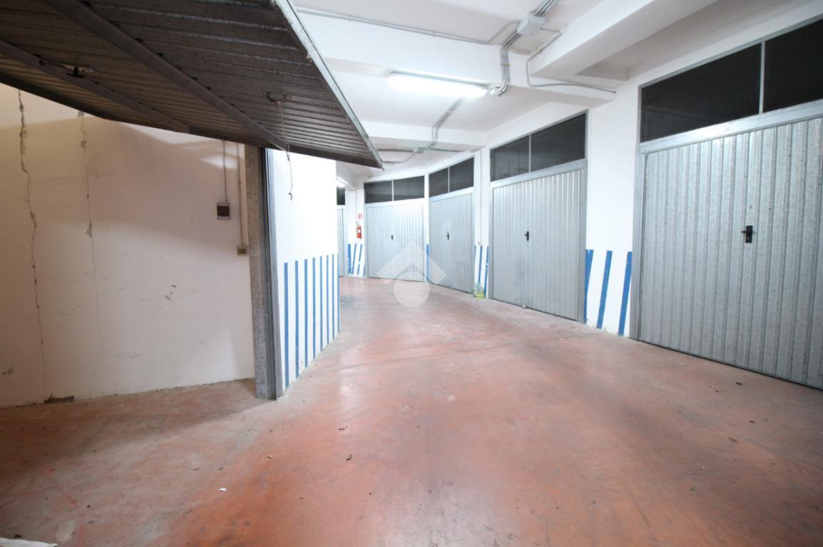 Box in vendita a Roma