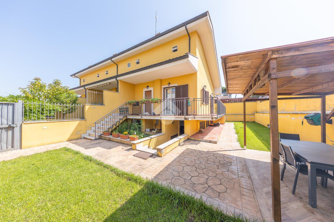 Villa in vendita a Roma