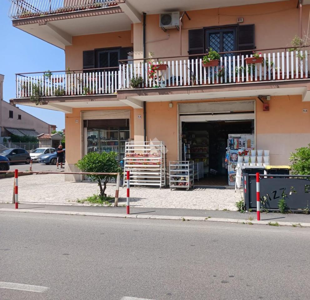 Negozio in vendita a Roma