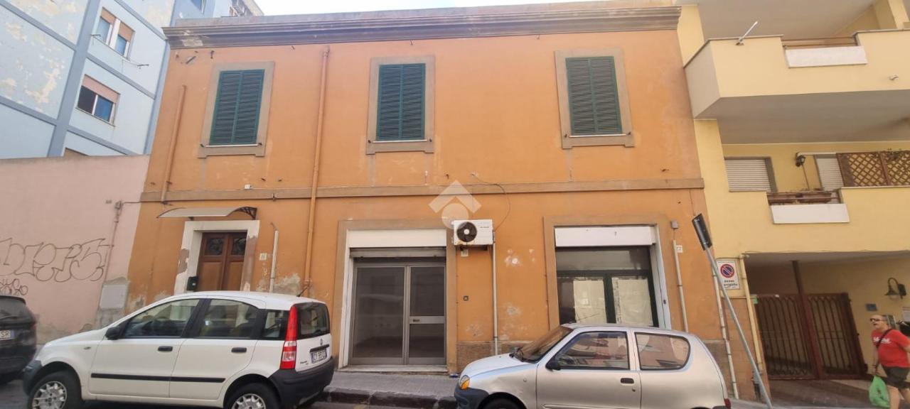 Negozio in vendita a Sassari