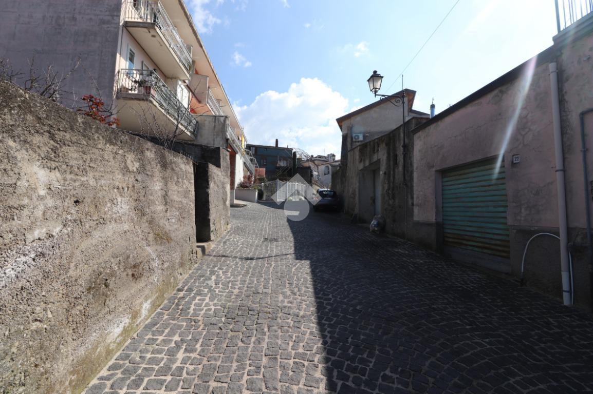 Bilocale in Via d'Orsi 16, Calvanico