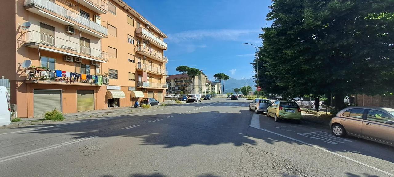 Negozio in affitto a Cava De' Tirreni