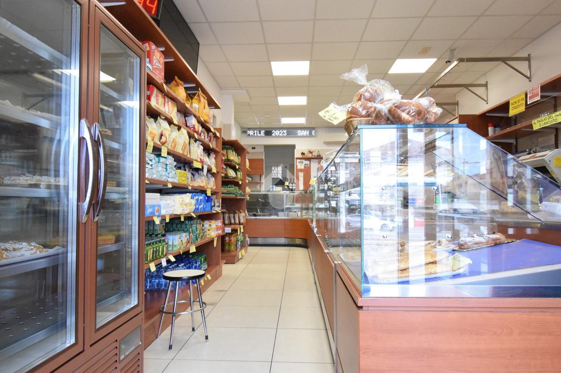 Negozio in vendita a Riccione