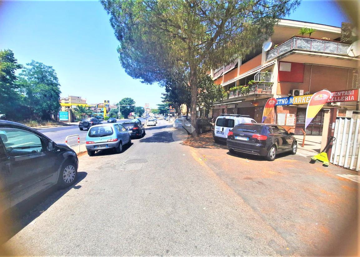 Negozio in vendita a Roma