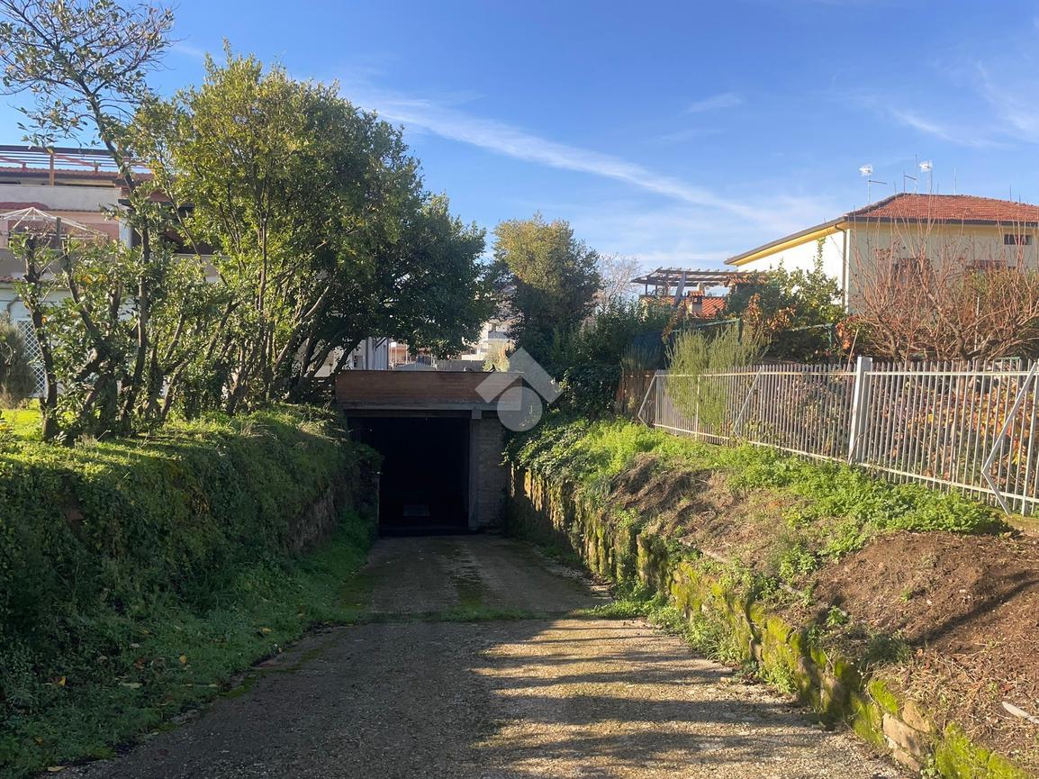 Magazzino in affitto a Ciampino