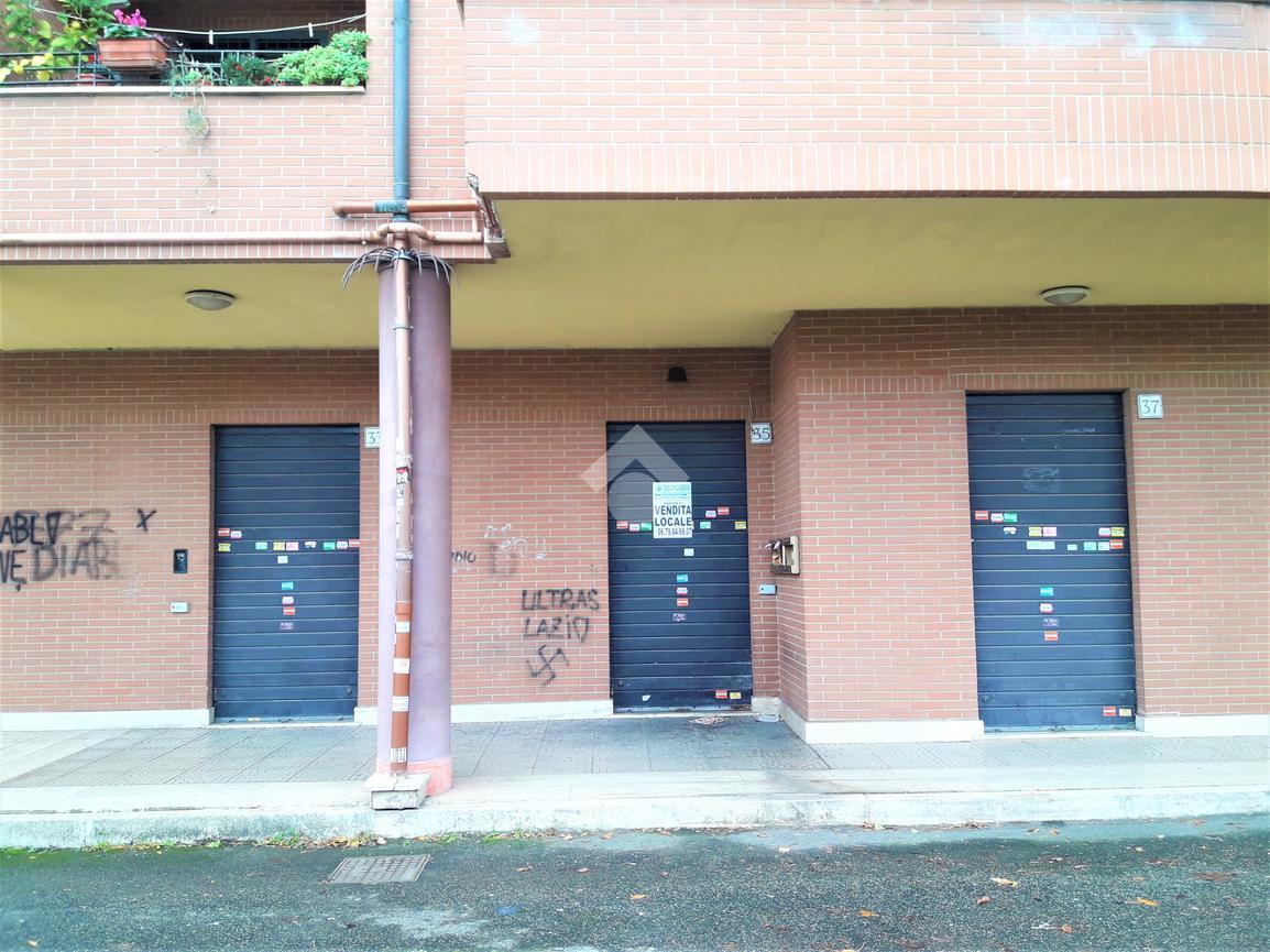 Negozio in vendita a Roma