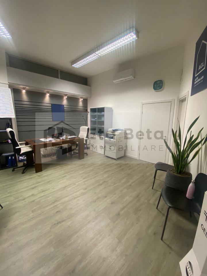 Negozio in affitto a Padova