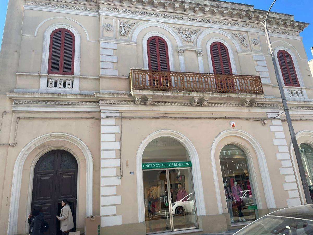 Negozio in vendita a San Pietro Vernotico