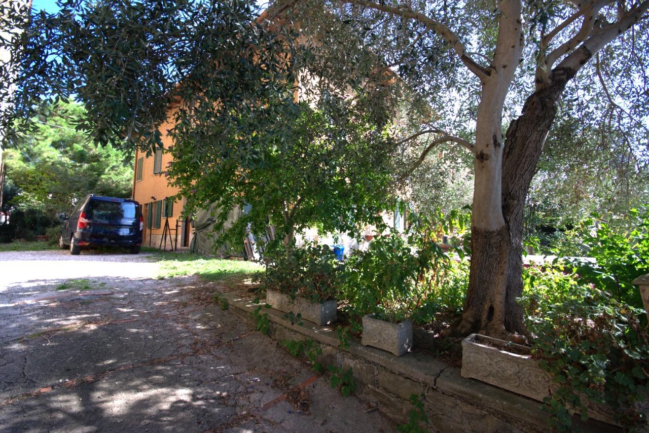 Casa indipendente in vendita a Passignano Sul Trasimeno