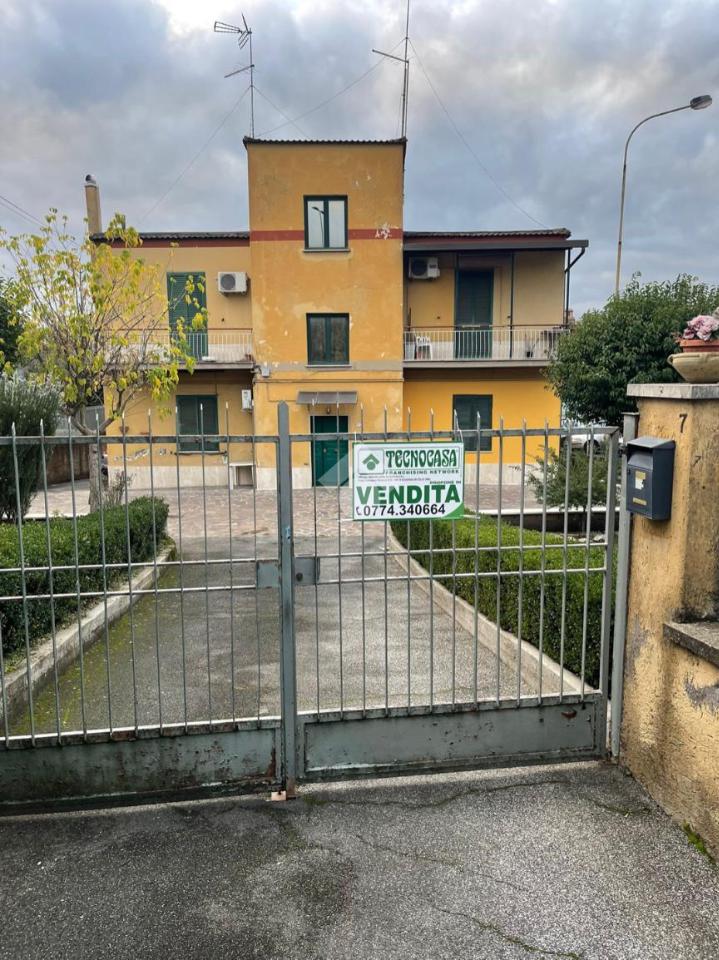 Appartamento in vendita a Guidonia Montecelio