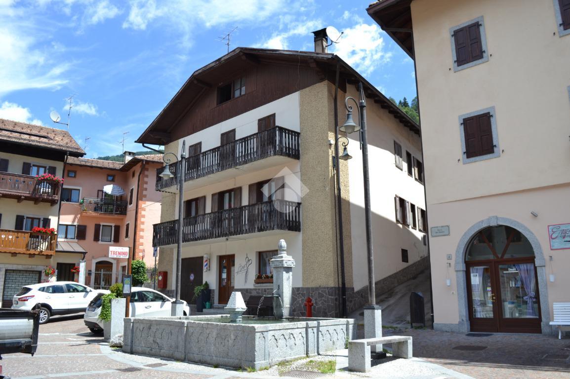 Casa indipendente in vendita a Giustino