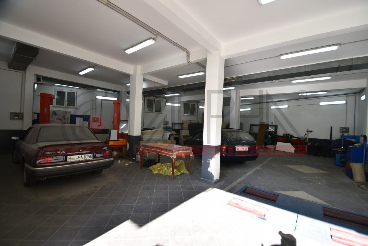 Negozio in affitto a Roma