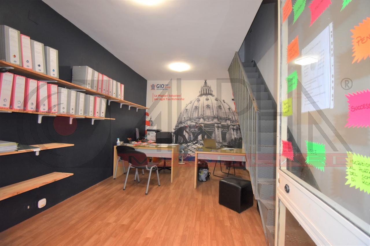 Negozio in vendita a Roma