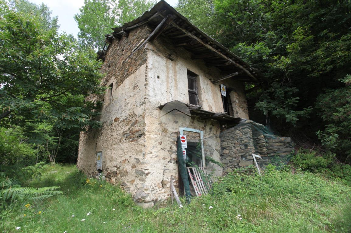 Rustico in vendita a Pinerolo