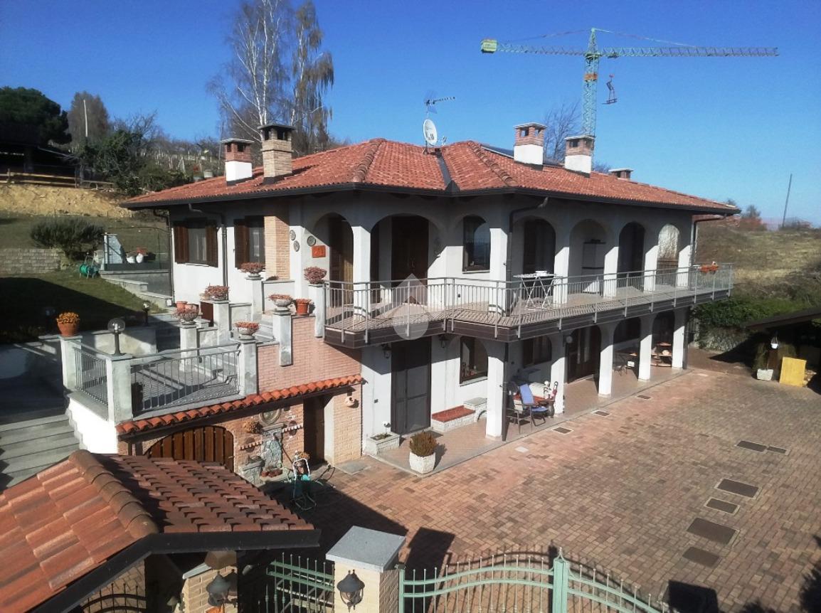 Villa in vendita a Castellamonte