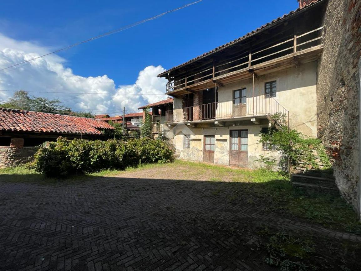 Casa indipendente in vendita a Bairo