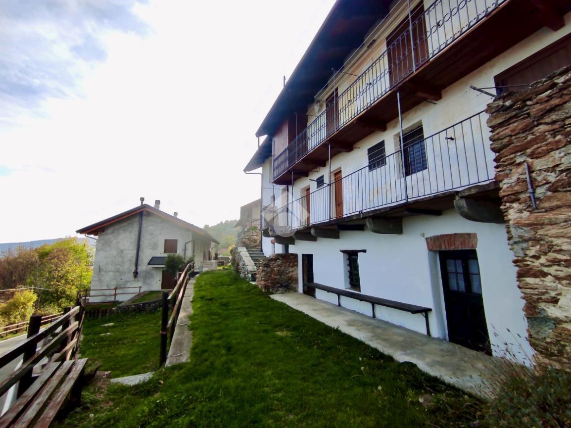 Trilocale in Borgata Mollette, Condove