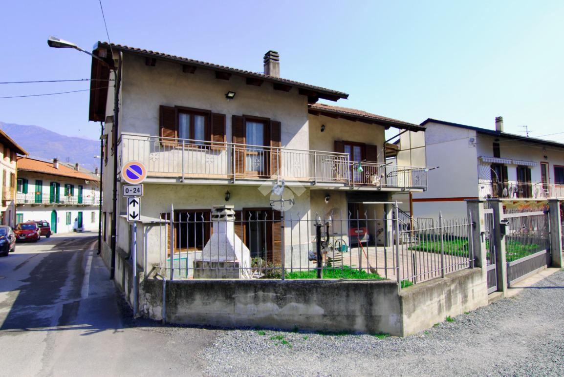 Casa indipendente in vendita a Vaie