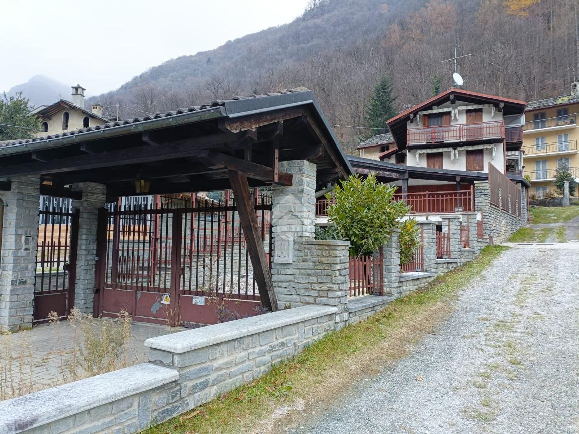 Casa indipendente in vendita a Cantoira