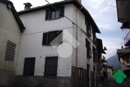 Casa indipendente in vendita a Chialamberto